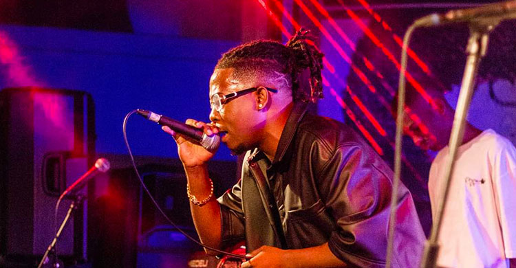 Lancement de l'album « Vann Lavénir » : Le triomphe de Donovan Bts au ...